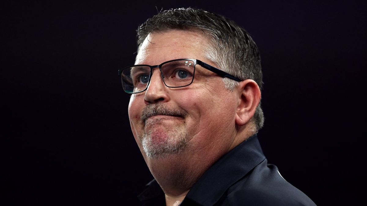 Gary Anderson Calls Out Luke Littler Myth After Slamming Door on ...