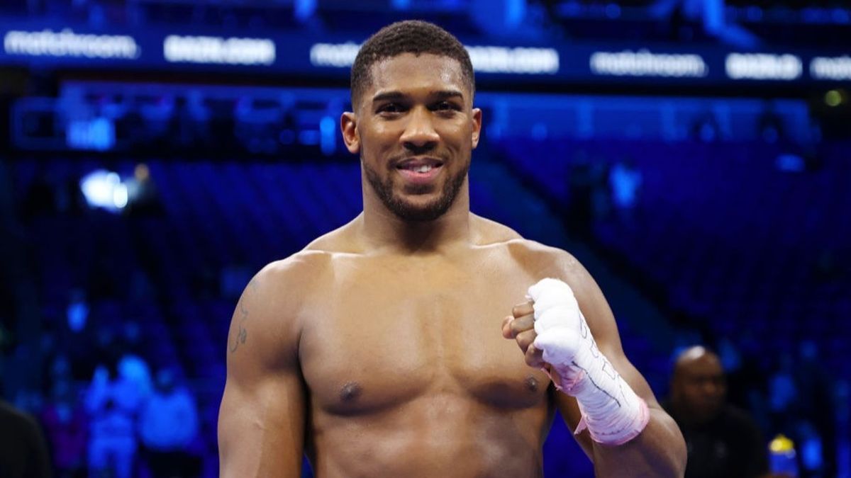 Anthony Joshua’s comeback plans clarified following friends’ tragic deaths