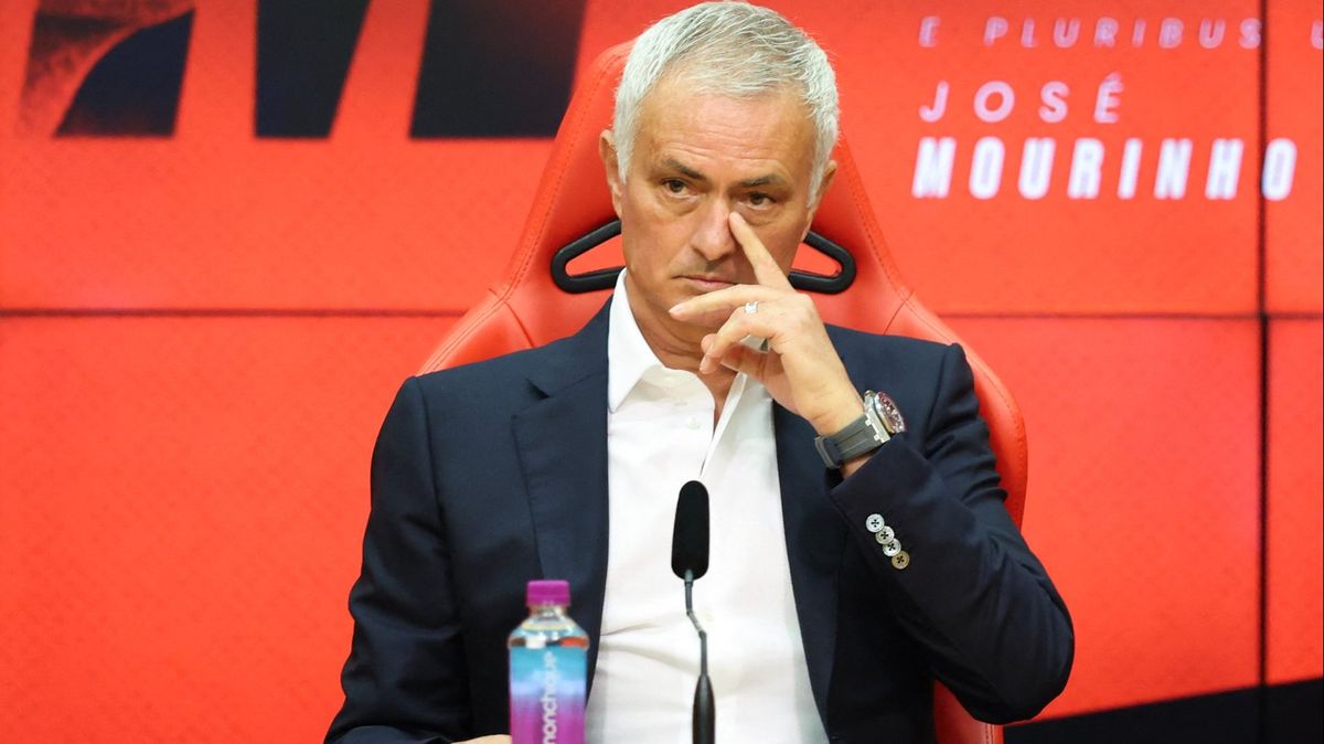 Portuguese Media Make Jose Mourinho Feelings Clear After First Day at ...