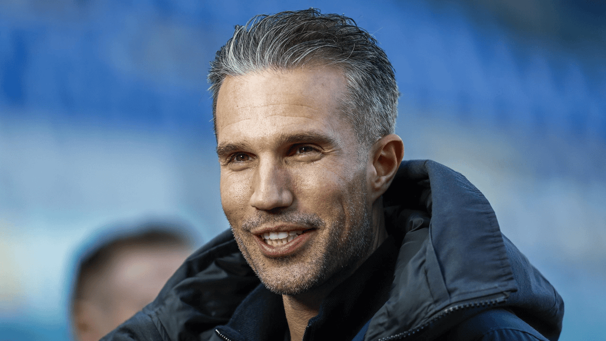 Robin van Persie 'set to take charge' at Champions League club in move ...