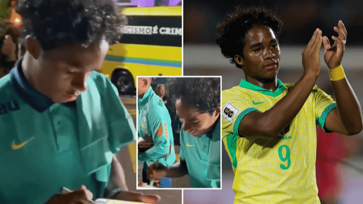 Fans are in disbelief after seeing what Endrick was doing on his phone ...