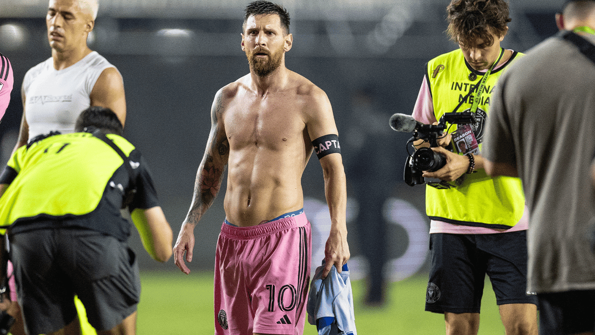 Lionel Messi refused to swap shirts with opponent after being 'too ...