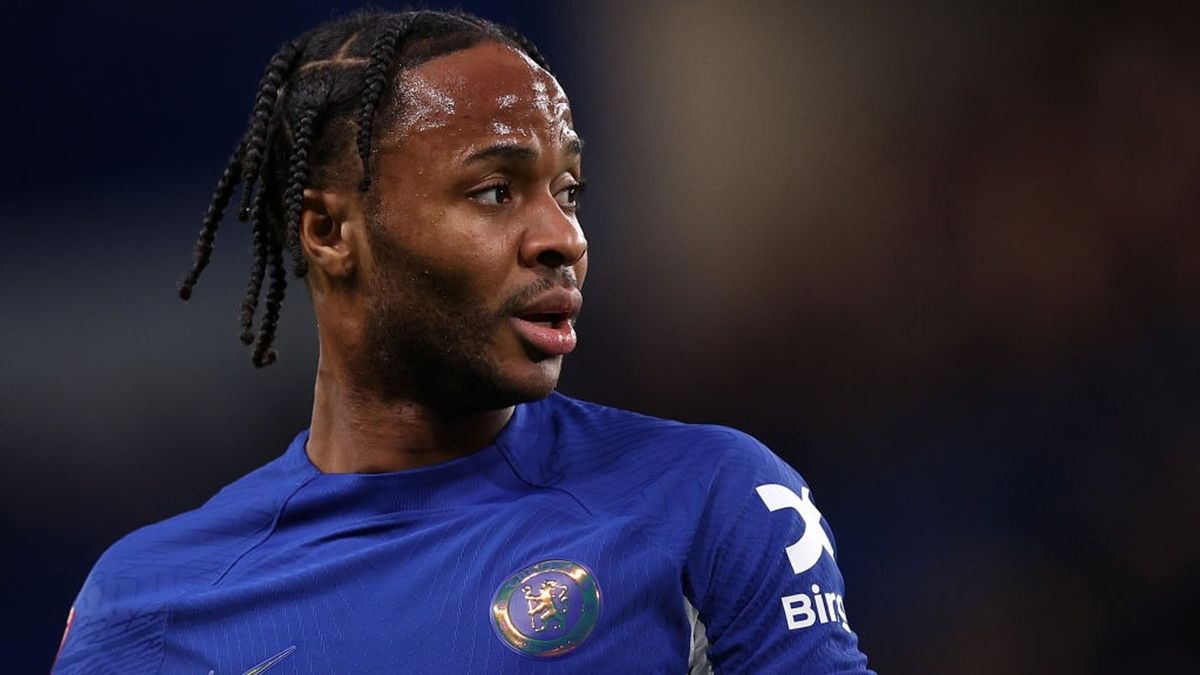 Chelsea Announce Raheem Sterling Exit With Blunt Statement on 'Bomb ...