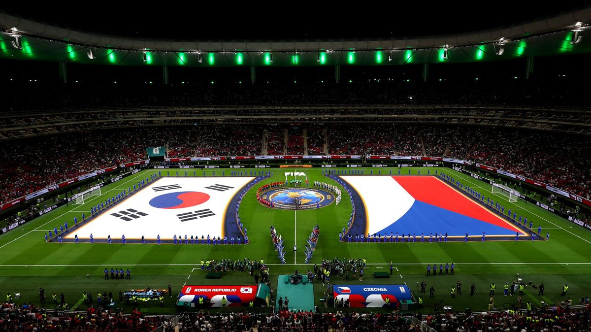 FIFA release 'embarrassing' statement following the images of empty ...
