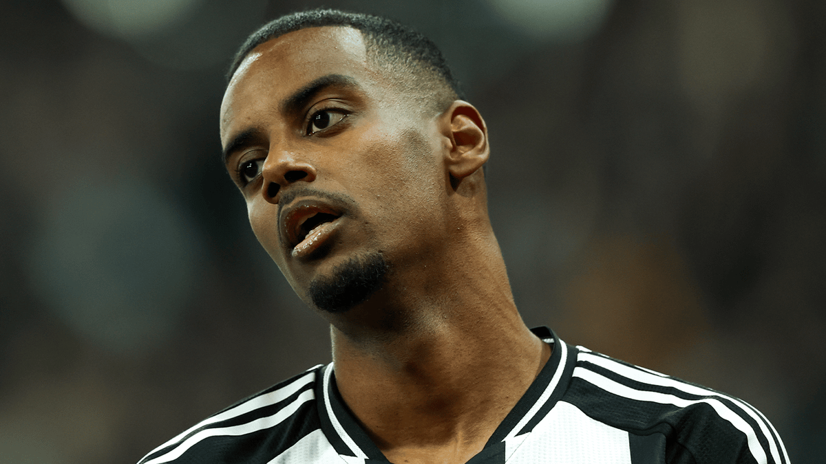 Alexander Isak set to lose millions after Newcastle negotiated payment ...