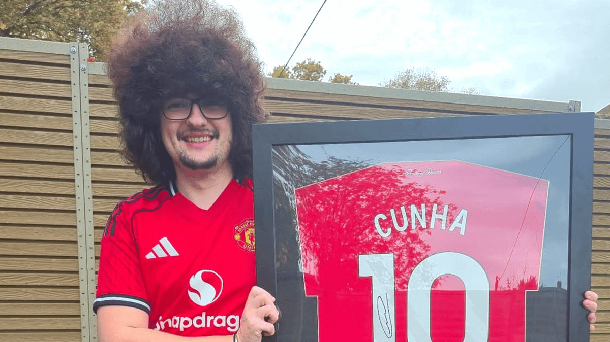 Man Utd Fan Not Getting a Haircut Accused of 'Tempting Fate' After ...