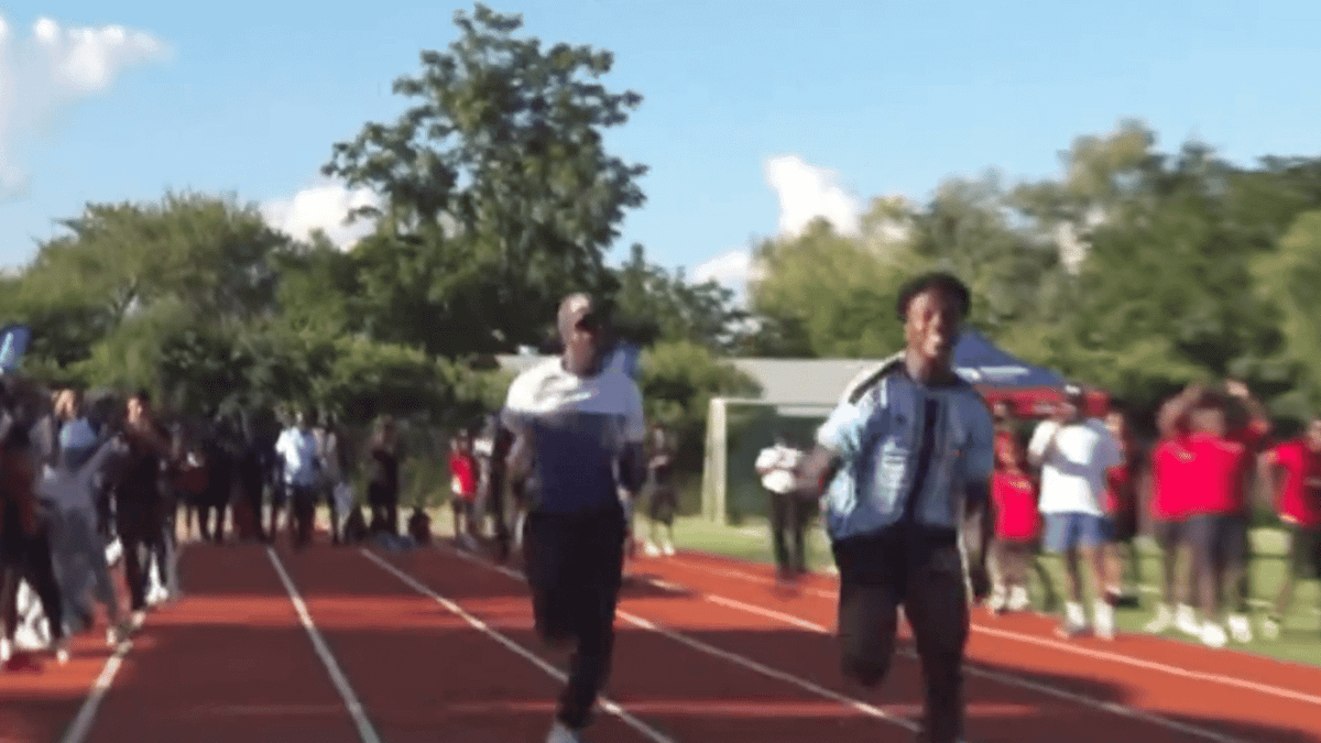 IShowSpeed Beats Olympic Sprint Champion Letsile Tebogo in 1v1 Race