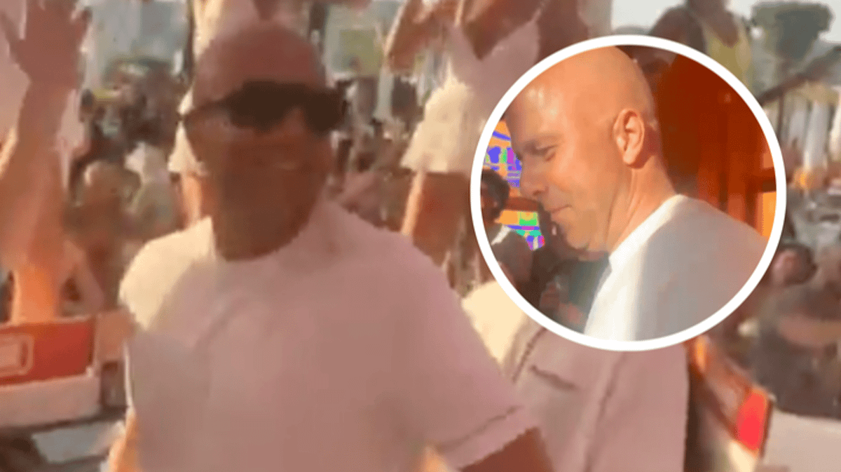 Liverpool fans are in total disbelief at what Arne Slot was doing just ...