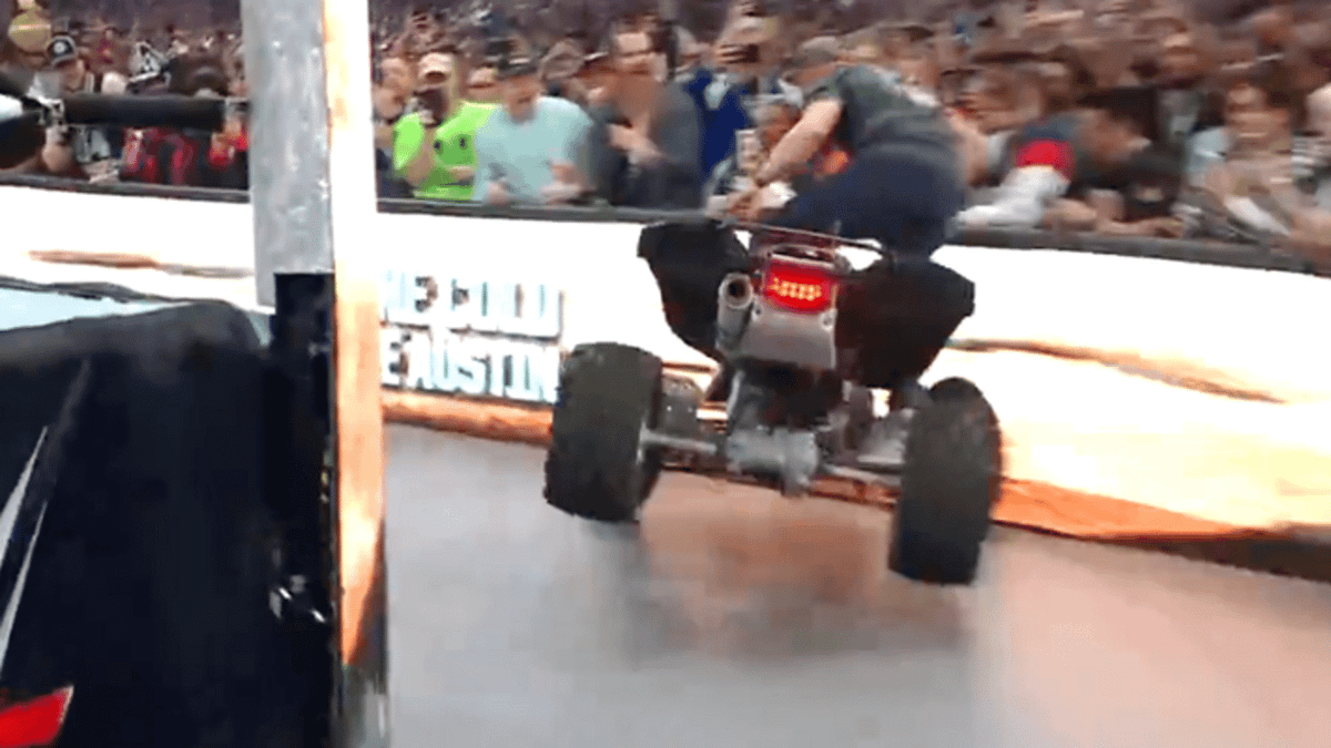 Stone Cold Steve Austin appears to 'injure' WWE fans in horrifying ...