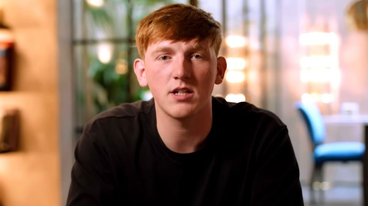AngryGinge No Longer Speaks to His Father After Incident With His Name