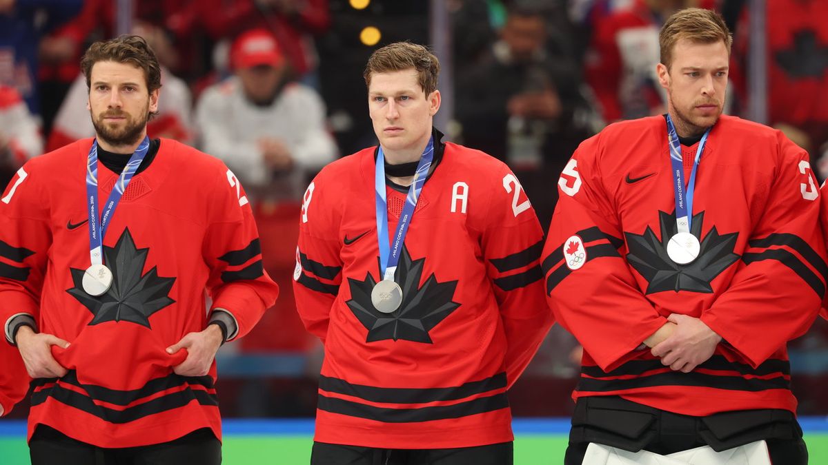 Canada player's reaction to what he received alongside silver medal at ...