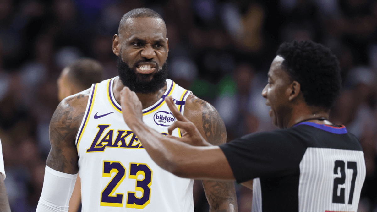 LeBron James receives heavy backlash after sickening play on Anthony ...