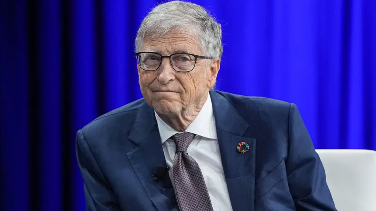Microsoft co-founder Bill Gates states only three jobs will survive AI ...