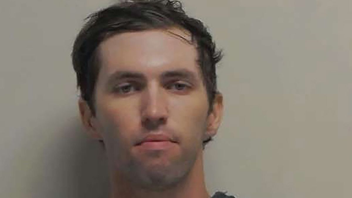 Legal expert reveals what Charlie Kirk's alleged shooter could be ...