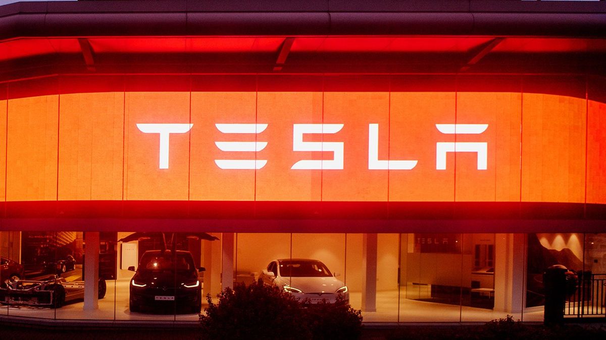 Tesla founder reveals how to actually pronounce the company name