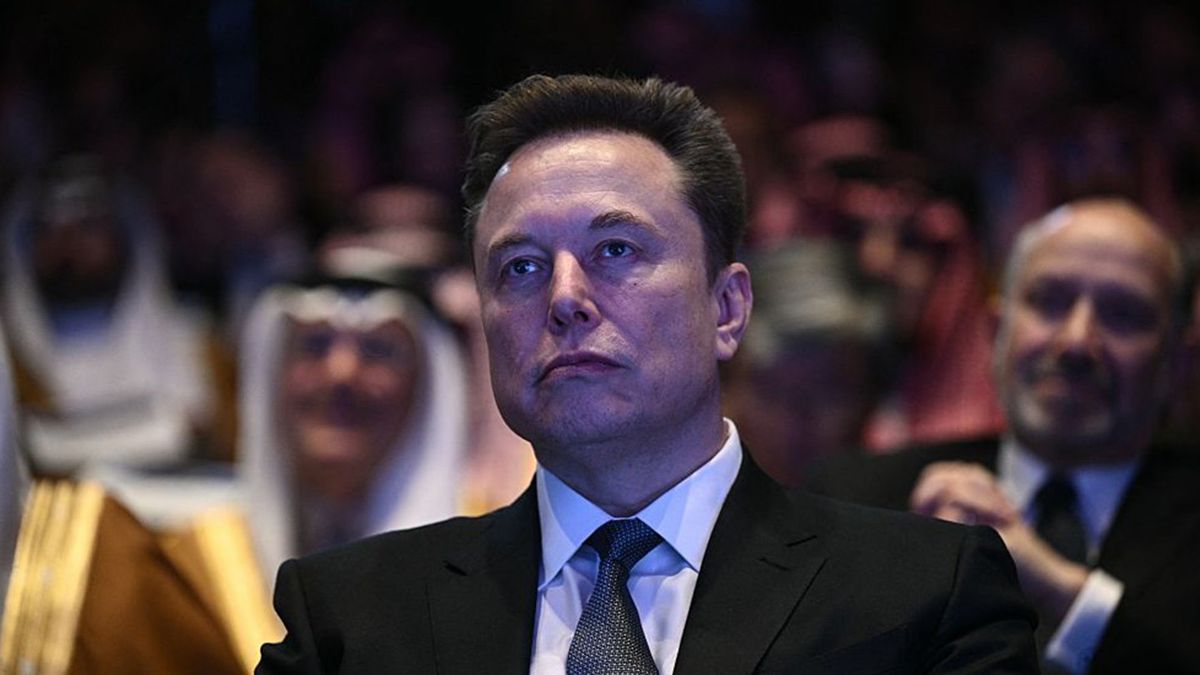 Woman who claims Elon Musk is the father of her child accuses Grok of ...