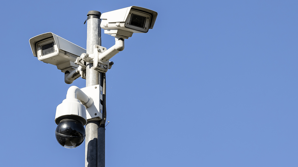 Horrifying report reveals 14,000 US security cameras are livestreaming ...