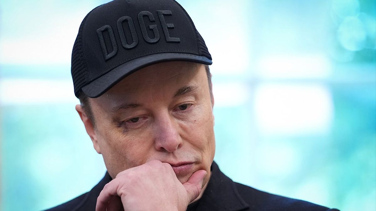 Elon Musk warns country with population of 124,000,000 will lose nearly ...