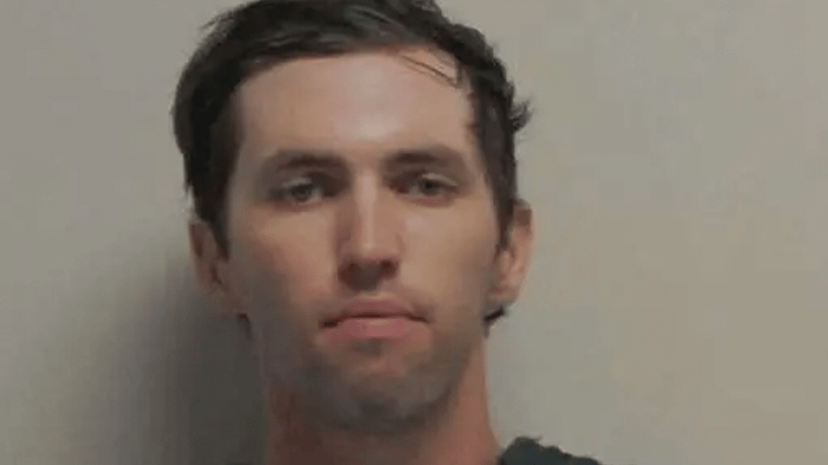 FBI reveal disturbing Discord messages Tyler Robinson sent hours after ...