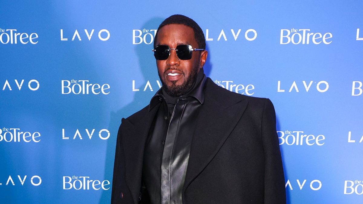 YouTuber shows what Diddy 'really looks like' in court after he ...