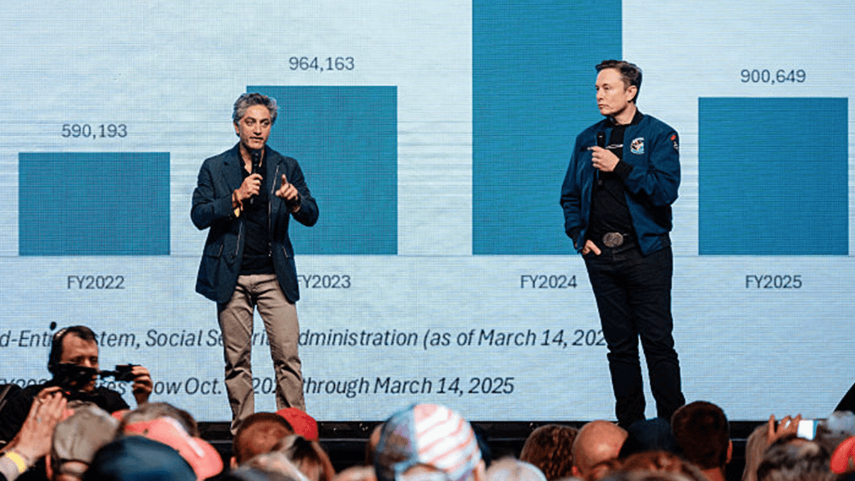 Elon Musk's best friend who saved Tesla from bankruptcy could now make ...