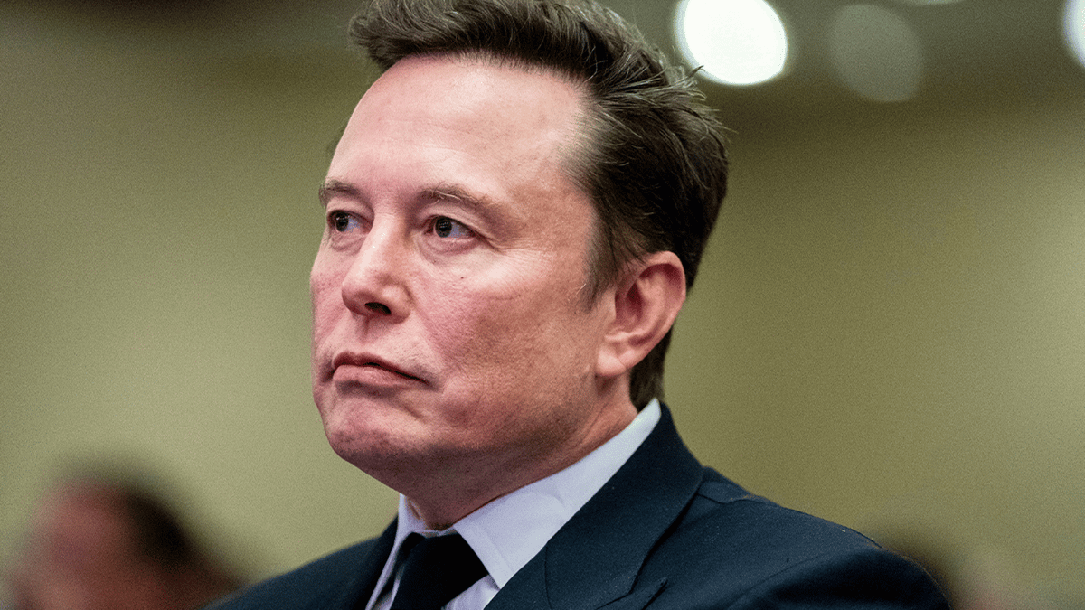 Elon Musk completely switches up with grovelling tweet following Trump ...