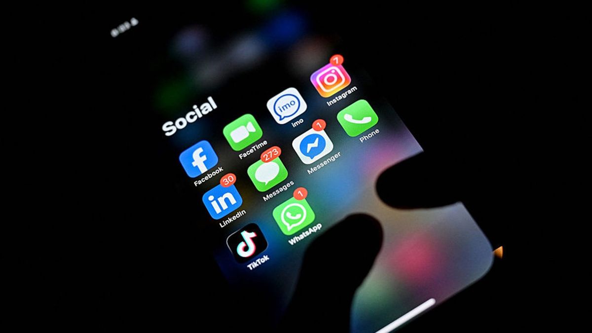 Every app set to be blocked for under-16s in UK's new social media laws