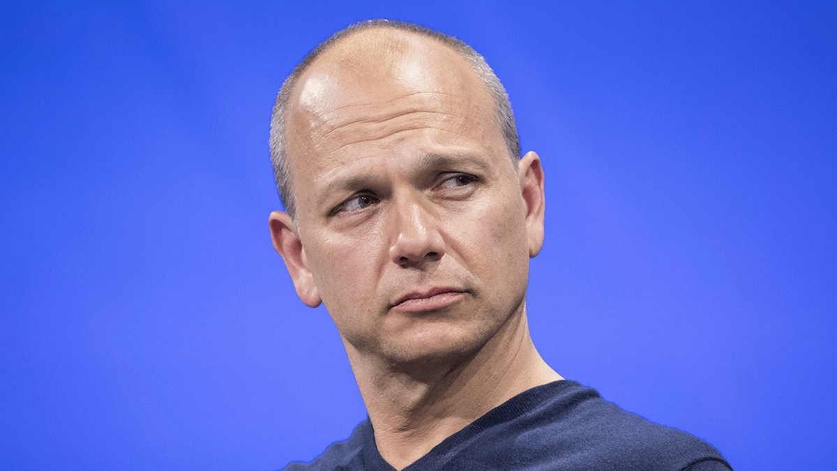'Father of the iPod' responds as ad for 20 year-old-Apple product ...