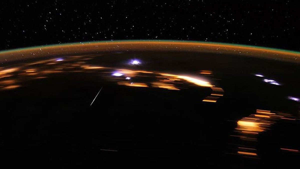 Spectacular meteor shower bringing 20 shooting stars per hour is coming ...