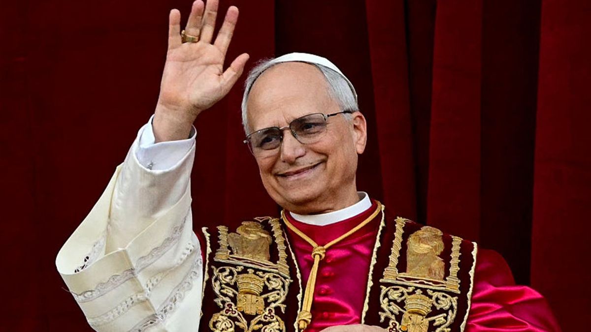 Pope Leo calls to 'disarm' AI in major 42,300 word encyclical as he ...