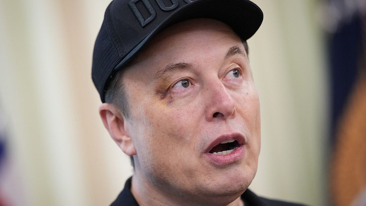 Elon Musk issues $37,000,000,000,000 debt warning after Bitcoin shock