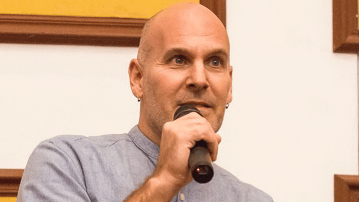 Man who ‘became a cyborg’ details painful journey of experimental ...