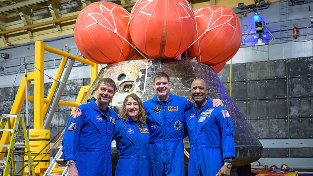 NASA responds after social media users notice bizarre missing part on ...