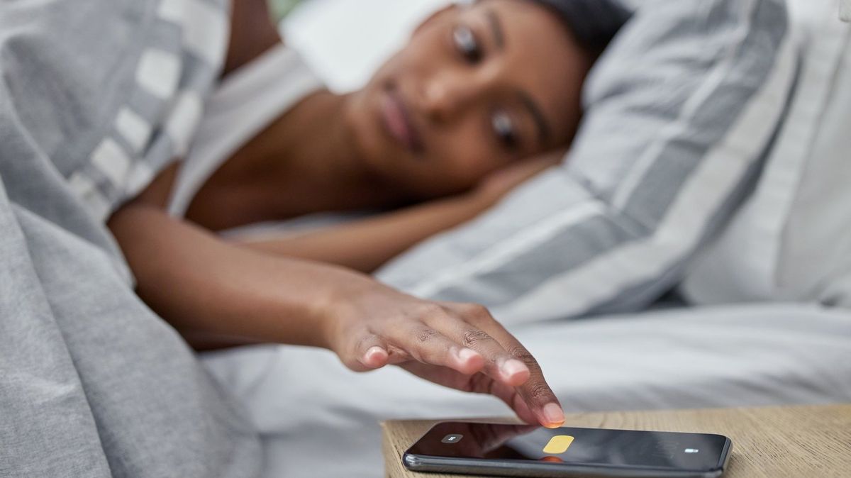 Psychologist reveals the reason your iPhone alarm sound is so triggering
