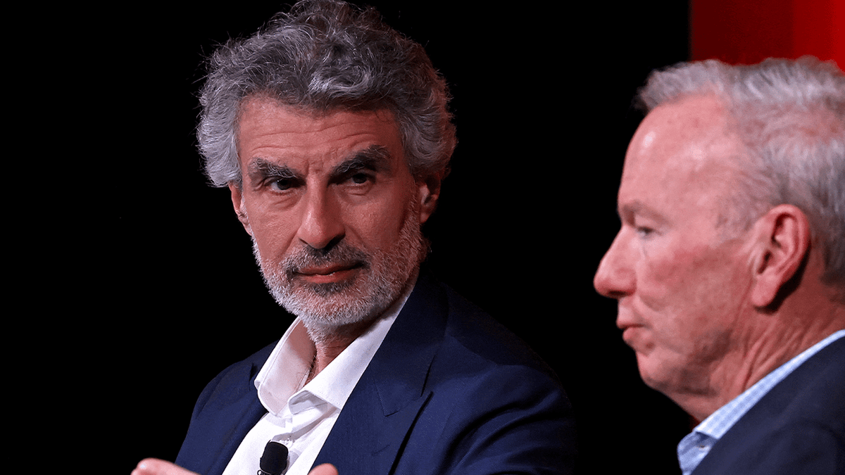 'Godfather of AI' issues stark warning that total human extinction is a ...