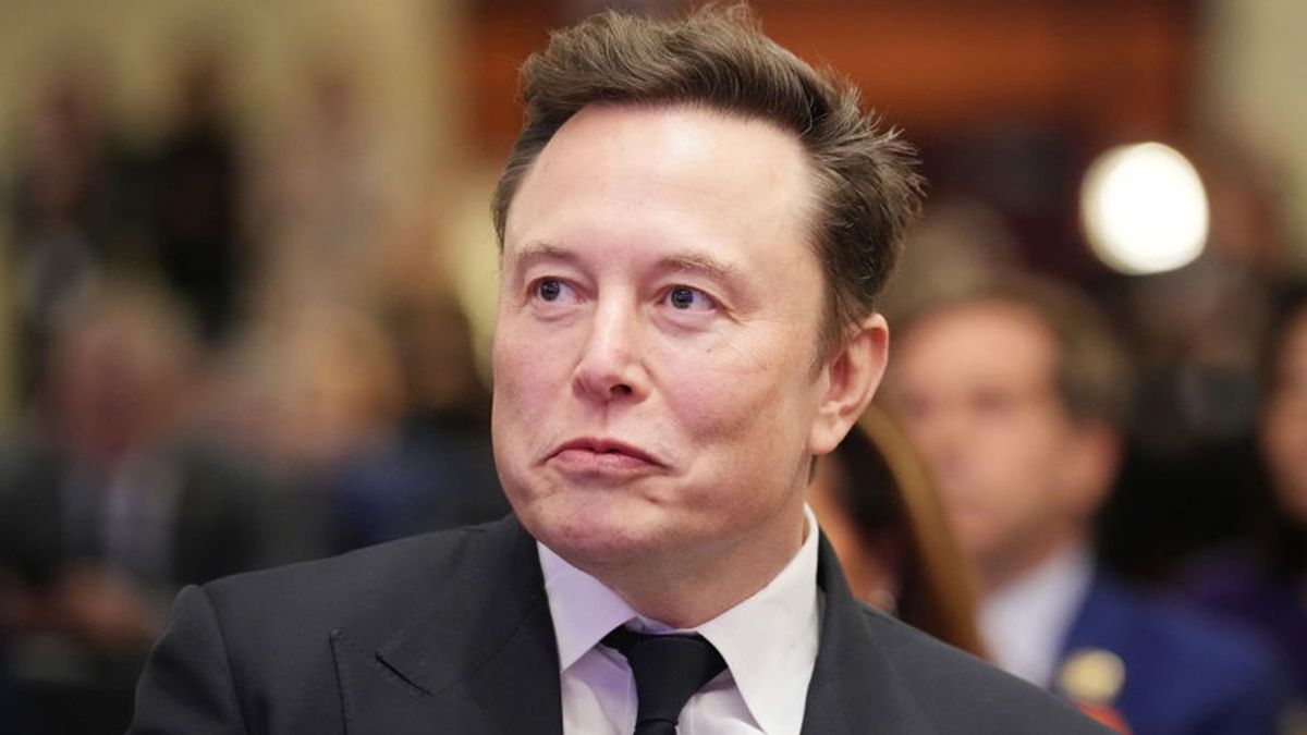 Elon Musk unveils new AI project that could recreate Microsoft’s entire ...