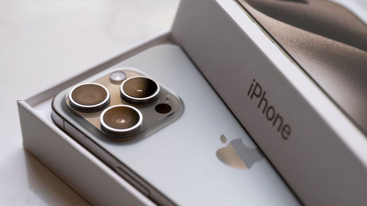 Real reason why your iPhone has a small black circle next to the camera