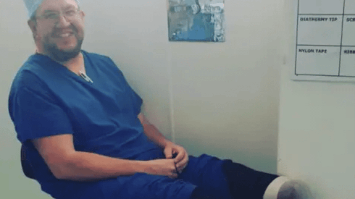NHS surgeon who amputated own legs after watching 'Eunuch Maker' videos ...
