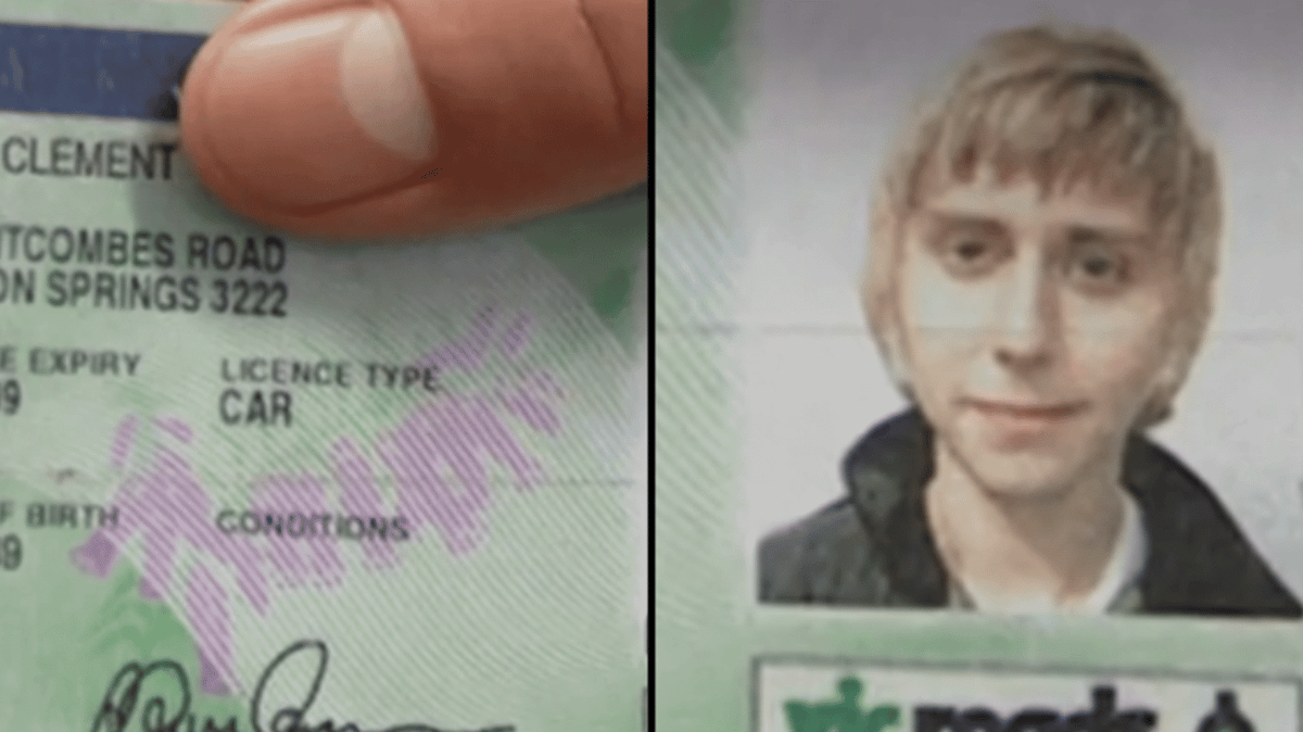 Inbetweeners fans spot incredible Easter egg on Jay's fake ID everyone ...