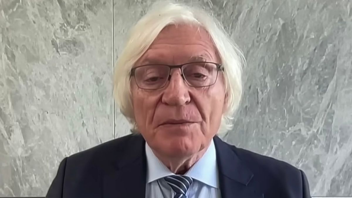 Michael Jackson's lawyer slams new Netflix doc as he explains why he ...