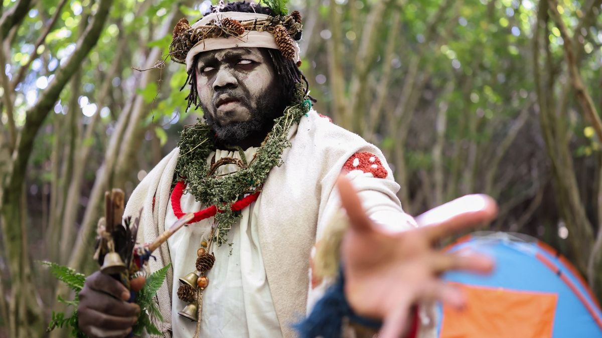 True identity of African 'king' living in Scottish forest with 'tribe ...