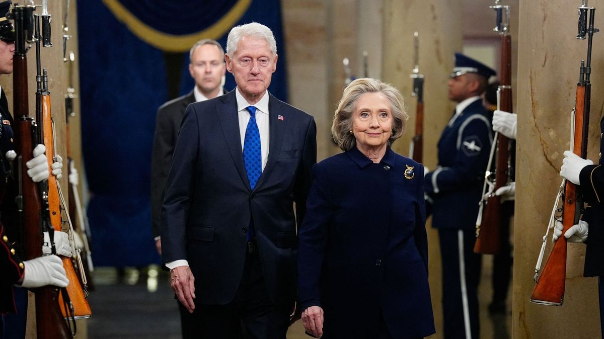 Bill and Hillary Clinton ordered to give evidence in Jeffrey Epstein ...