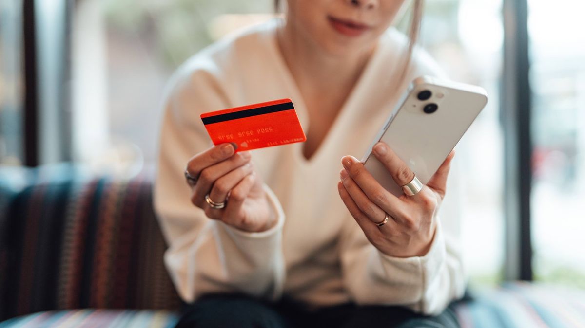 Thousands of Brits with more than £3,500 in savings will be getting ...