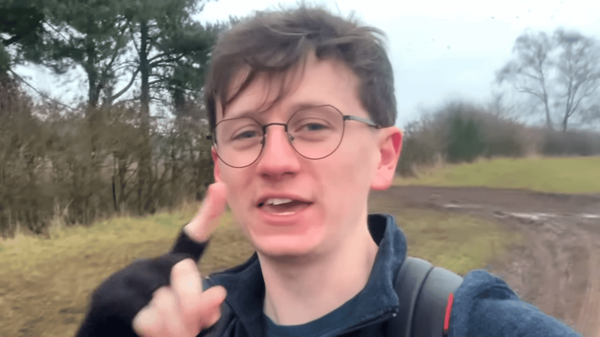 Man walked 100,000 steps all in one day and shared major impact it had ...