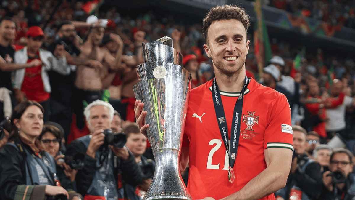 Physio speaks out about working with Diogo Jota in final hours before ...