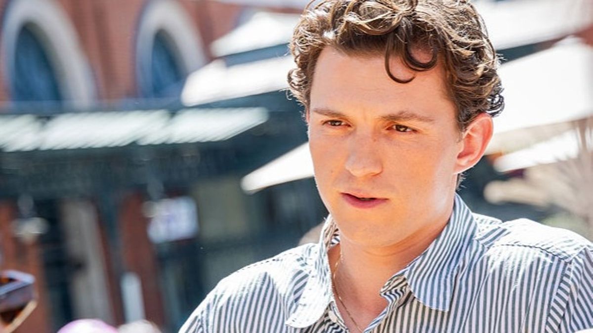 Tom Holland gives candid admission as opens up about struggling with ...