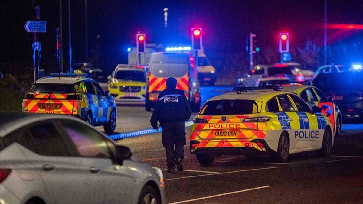 Nine people left fighting for their lives after horrifying knife attack ...