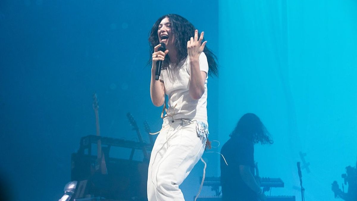 Lorde announces surprise UK festival appearance and there's still time ...