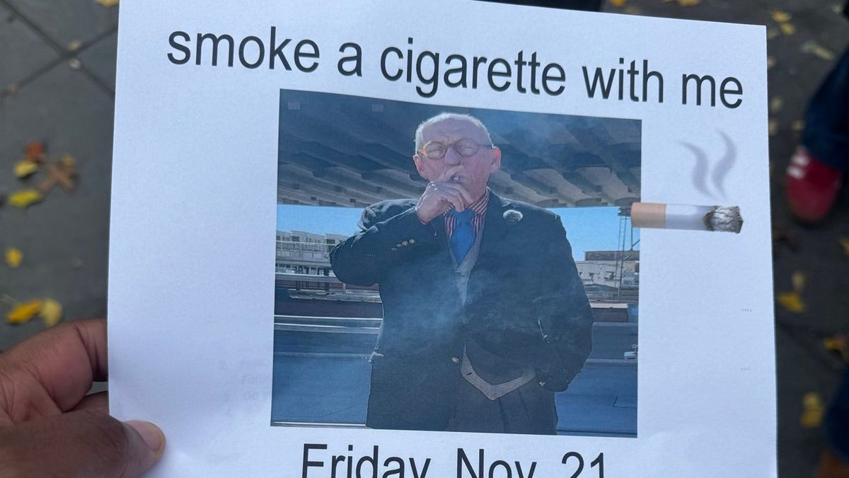 Hundreds turn up to smoke cigarette with man after he handed out flyers
