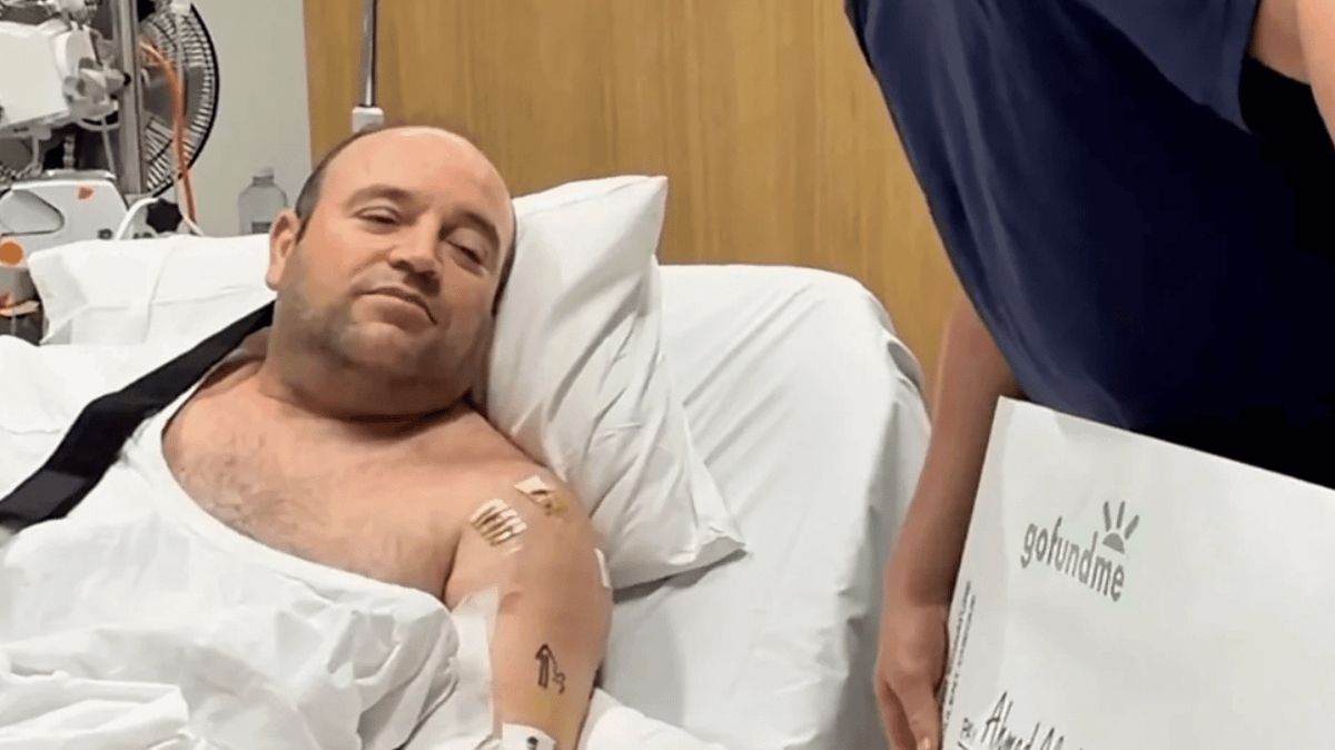 Bondi Beach hero asks heartbreaking question while receiving $2.5 ...